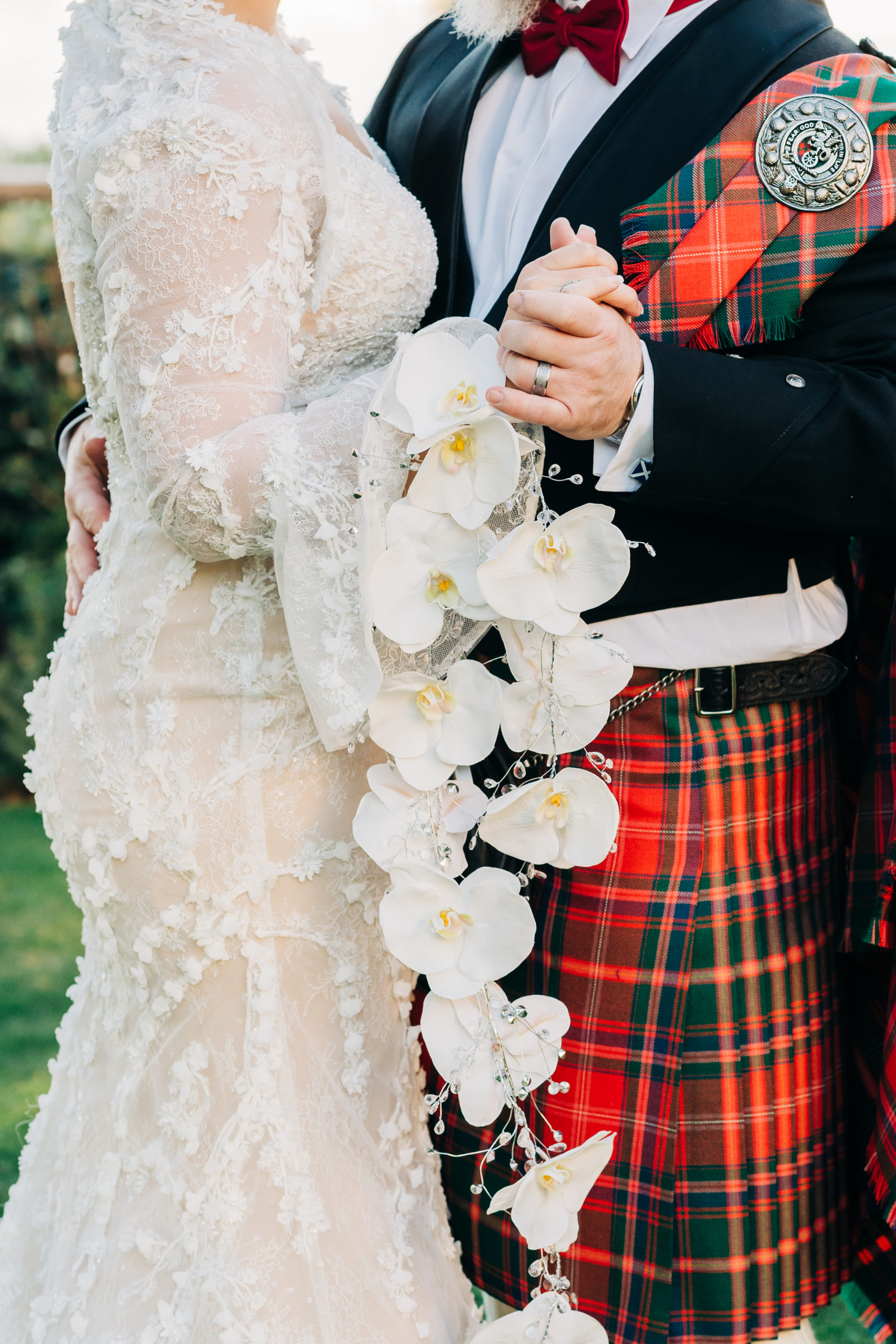 An Intimate and Secluded Scottish Ceremony - elopementlasvegas.com